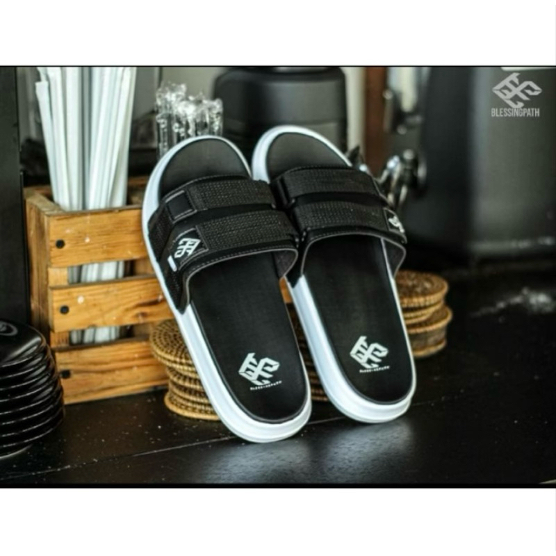 Jual Sandal slop pria distro murah / Sandal rumah laki laki / Sendal ...