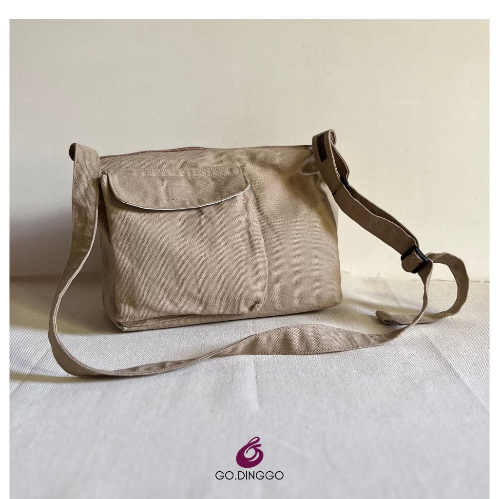 Jual GD - Tas kanvas selempang premium dengan inner kantong | Shopee ...