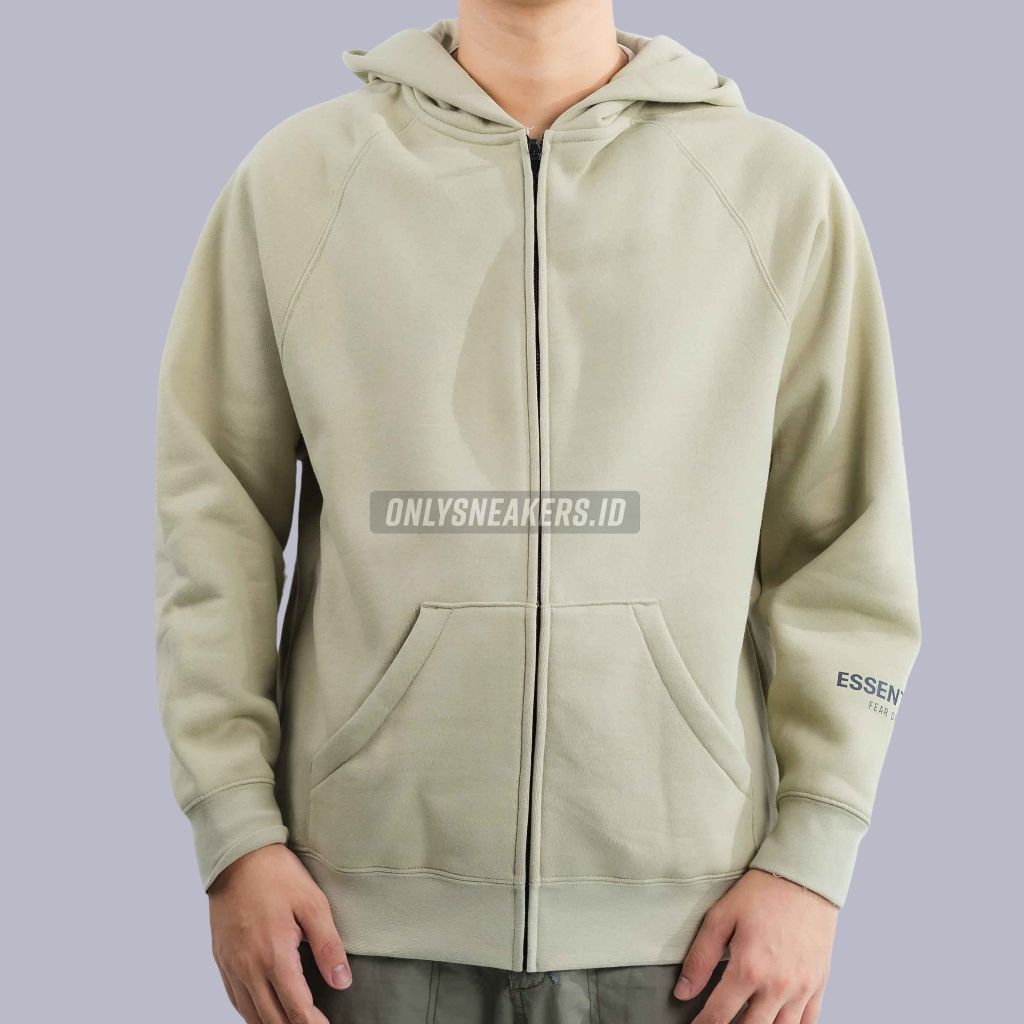 Jual ESSENTIALS SILICON APPLIQUE LOGO FULL ZIP SAGE | Shopee Indonesia