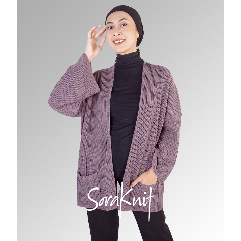 Jual Premium Sweater Cardigan Rajut Wanita Korea Oversize Knit wear Kardigan polos jumbo Dijamin ...