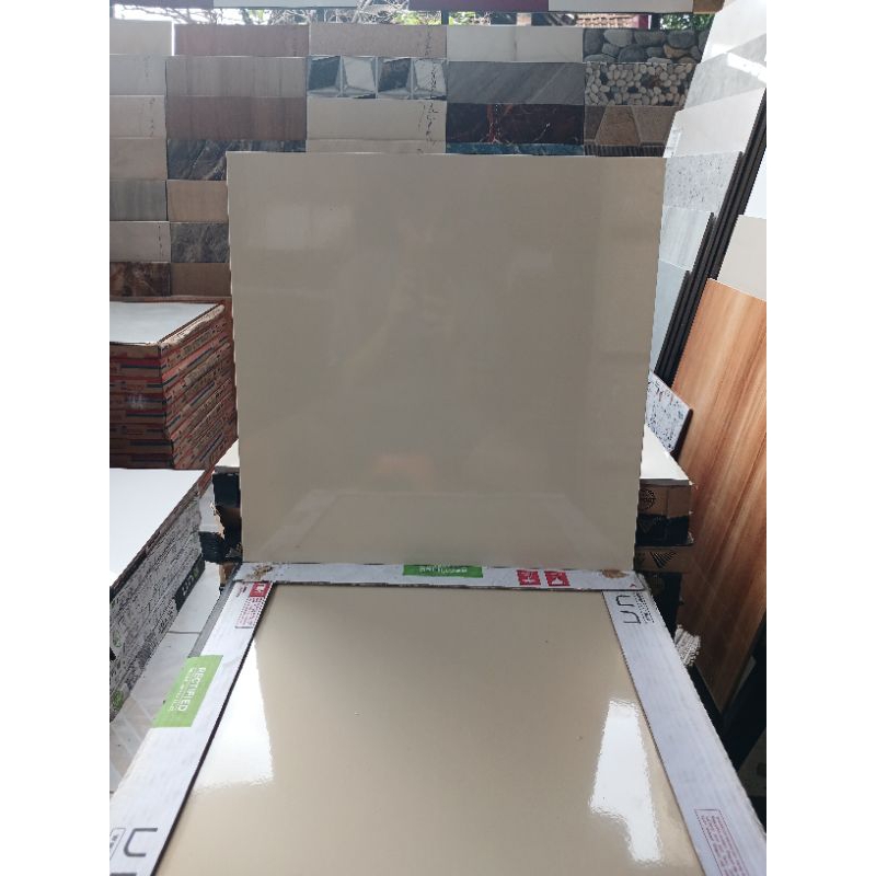Jual Keramik Cutting 50x50 Cream Polos Merk Uno Semi Granit | Shopee ...