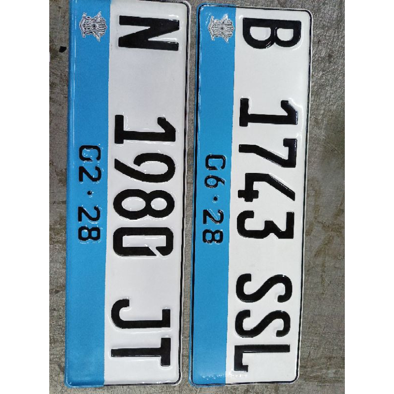 Jual Plat Nomor Mobil Listrik 1set ( sepasang ) | Shopee Indonesia