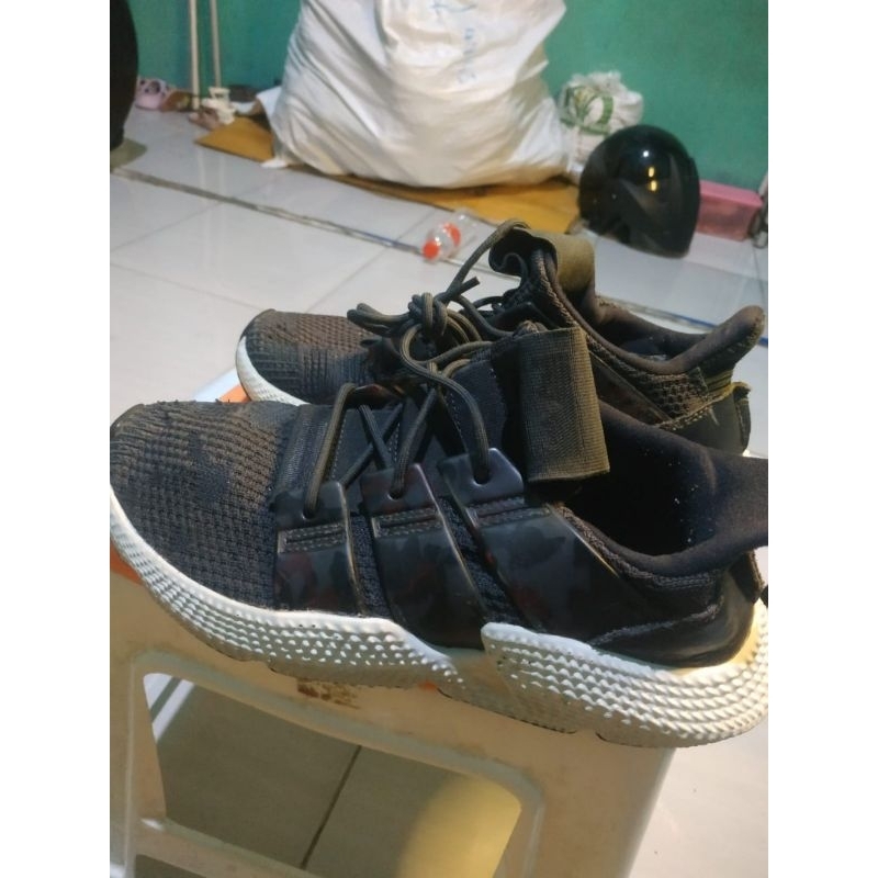 Jual sepatu second | Shopee Indonesia