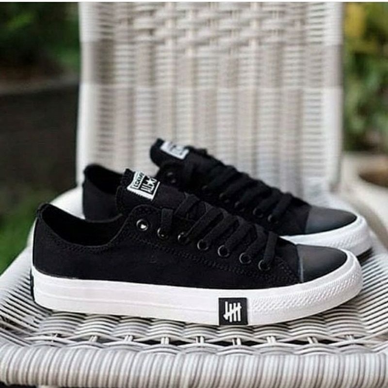 Jual SEPATU SNEAKERS LOW PRIA WANITA// SEPATU SEKOLAH HITS// SEPATU ...