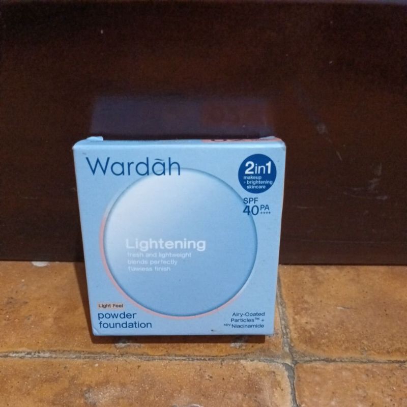 Jual Wardah Powder Foundation 2 in 1 | Shopee Indonesia