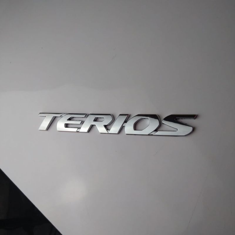 Jual Emblem TERIOS Engine Hood terios / logo kap Mesin All New Terios ...