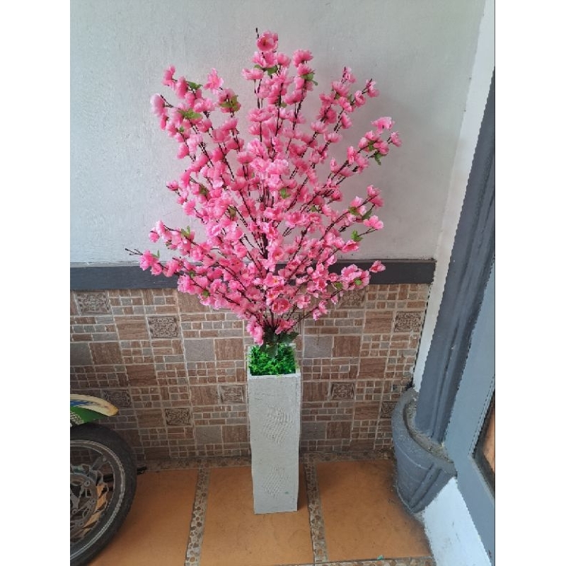 Jual pohon sakura imlek tinggi 140cm sudah berikut pot | Shopee Indonesia