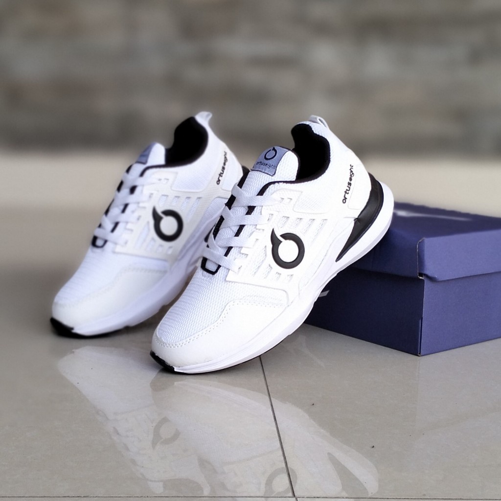 Jual Sepatu Running Olahraga lari Pria Wanita Hyperblast EVO Royal ...