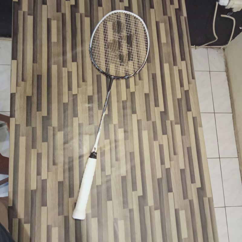 Jual Raket Yonex Nanoray 10 Made in Taiwan Baru New Senar Exbolt 63 ...