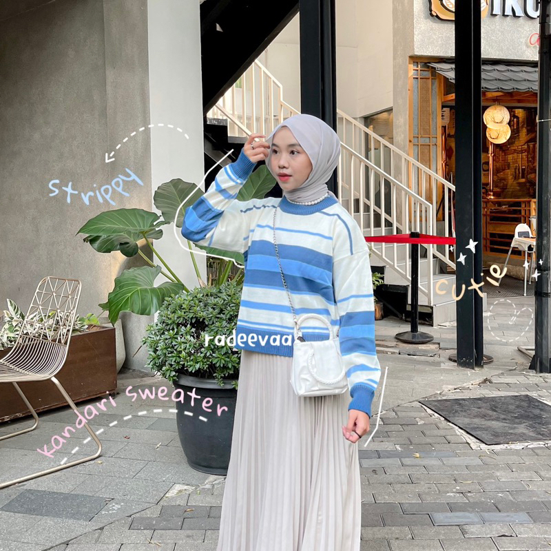 Jual SWEATER STRIPE CROP KANDARI TWO TONE OVERSIZE ATASAN RAJUT WANITA MOTIF GARIS | Shopee ...