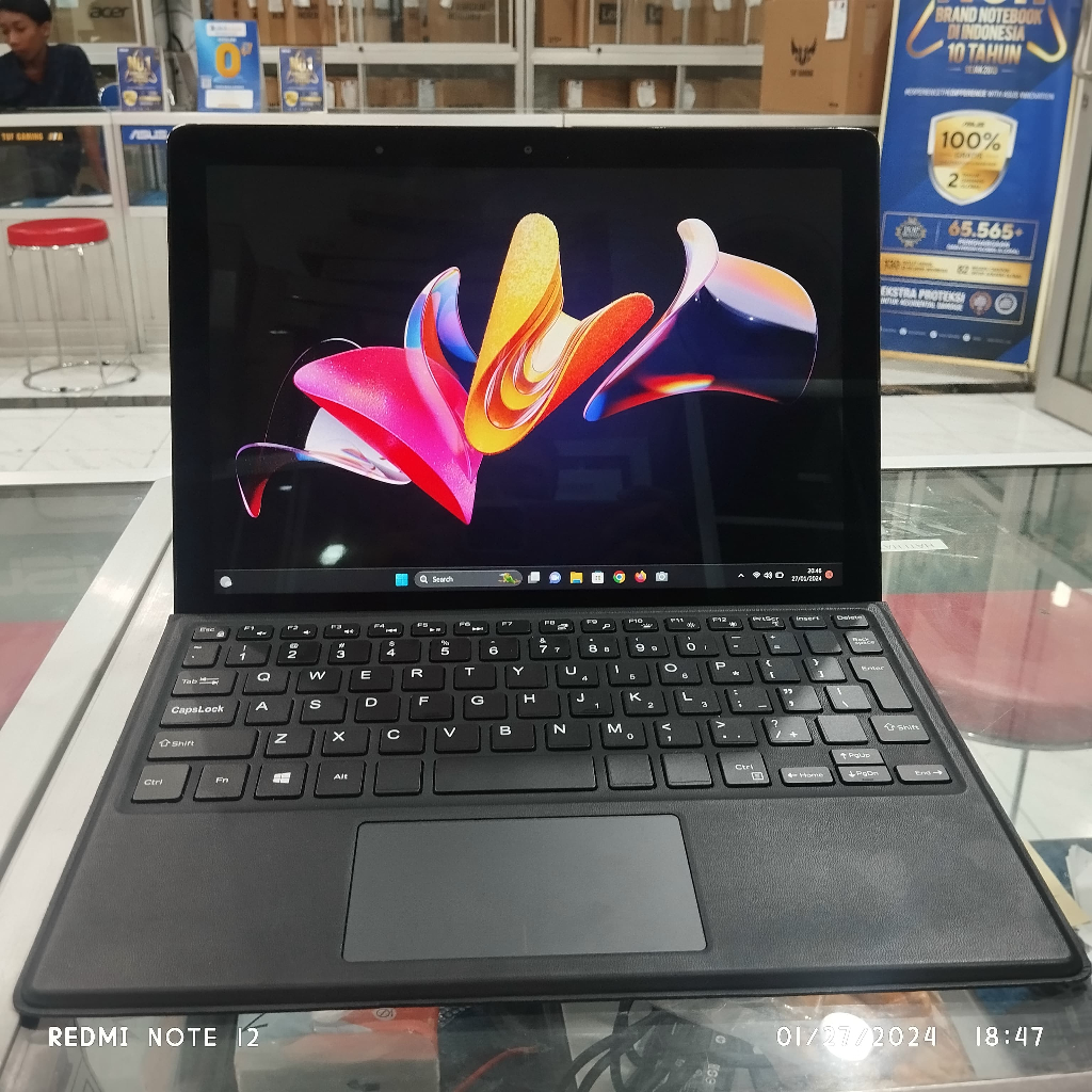 Jual Laptop Tablet 2in1 Core i5 gen 8 RAM 8GB SSD 256GB Layar Sentuh ...