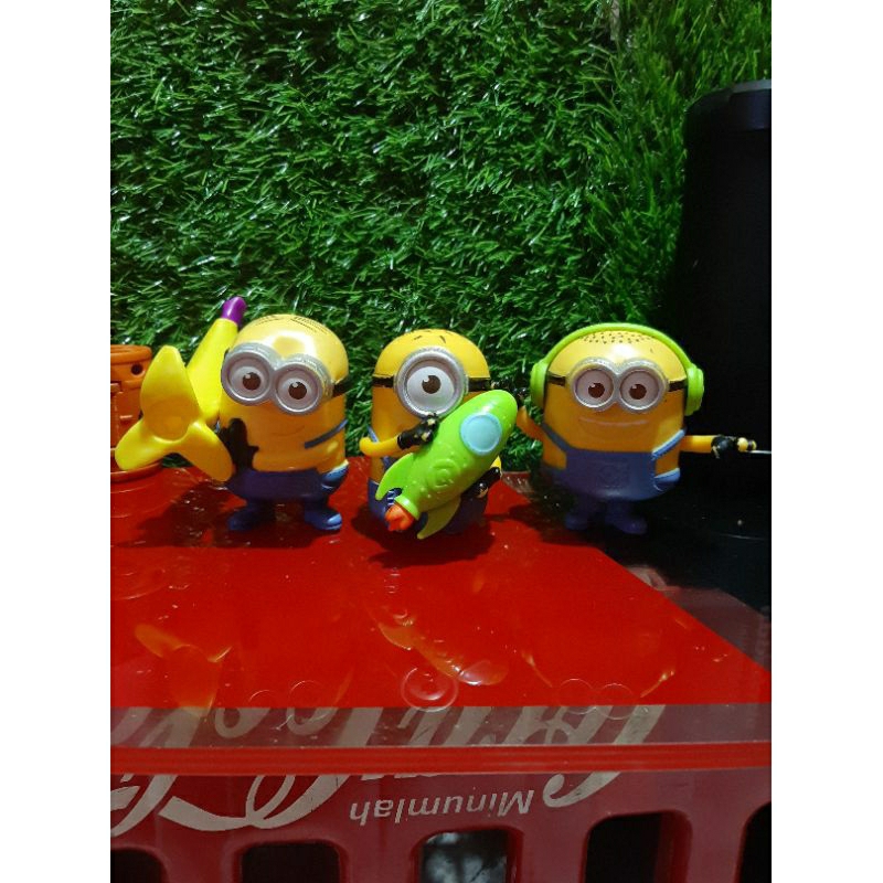 Jual Mainan Figure Karakter Despicable Minions M3 3pcs (Bekas) | Shopee ...