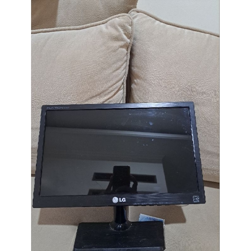 Jual Monitor Lg second 16 ins | Shopee Indonesia