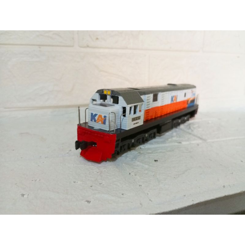 Jual Kereta Model cc201 setara agung craft skala HO | Shopee Indonesia