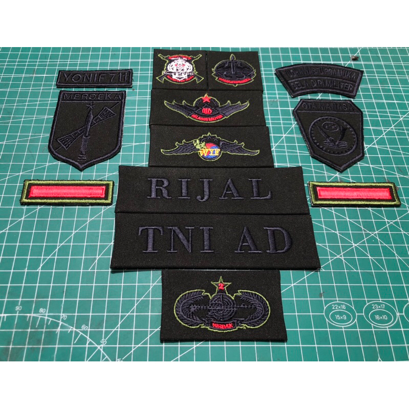Jual PAPAN NAMA TNI PERKERAS FULL SET BAHAN KAIN WOLL | Shopee Indonesia