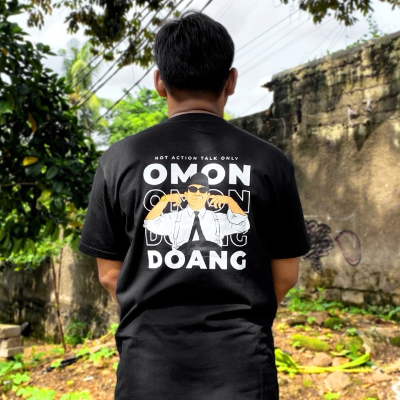 Jual KAOS OMON OMON SOEKARNO TUTUP TELINGA ~ FREE STIKER | Shopee Indonesia