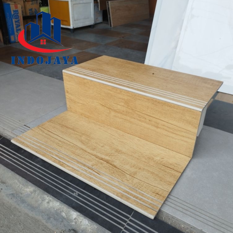 Jual keramik tangga motif kayu 30x60 20x60 granit stepnosing granite ...