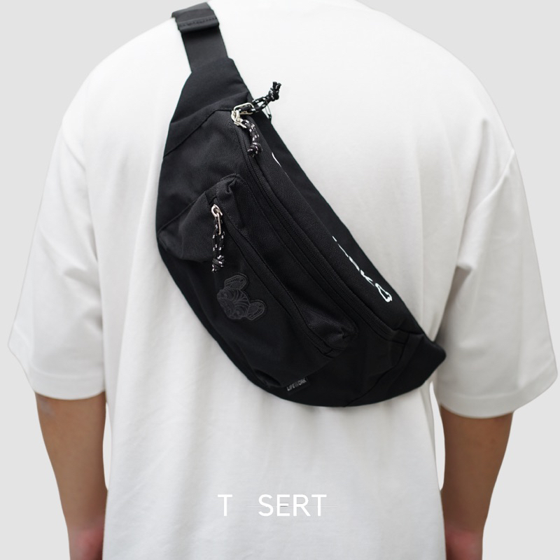 Jual LIFEWORK Radog Wappen Hipsac Waistbag Black Original ( 100% ...