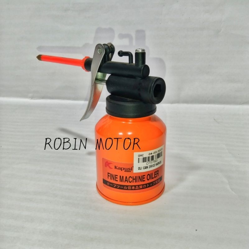 Jual OLI CAN OLI POT 250CC BOTOL SEMPROT OLI kaleng oli KAPUSI | Shopee ...