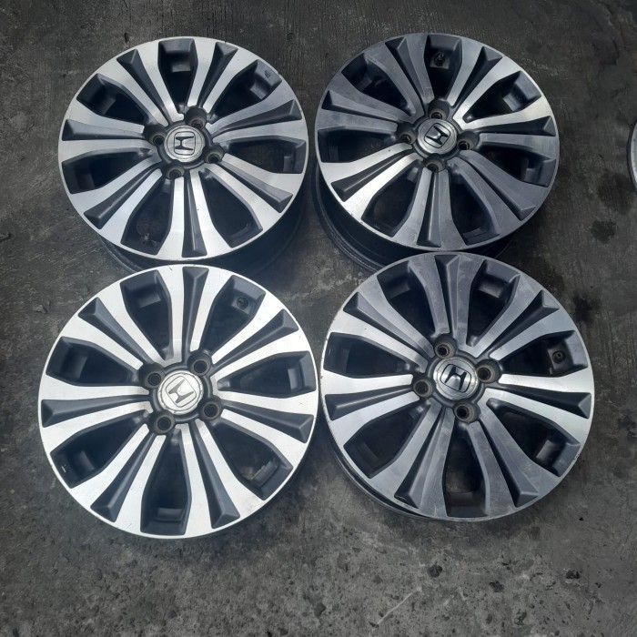 Jual Velg Mobil Bekas Original STD FREED R15X5,5 Baut 5 pcd 4X100 ET50 ...