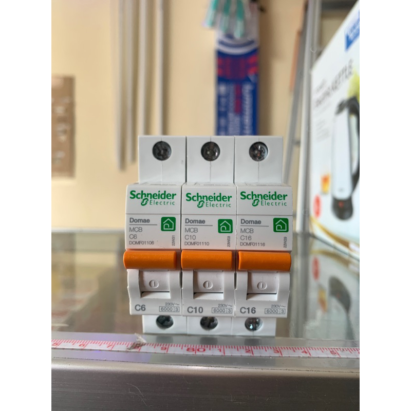 Jual MCB SCHNEIDER 1P/C16A 1P/C10A 1P/C6A | Shopee Indonesia