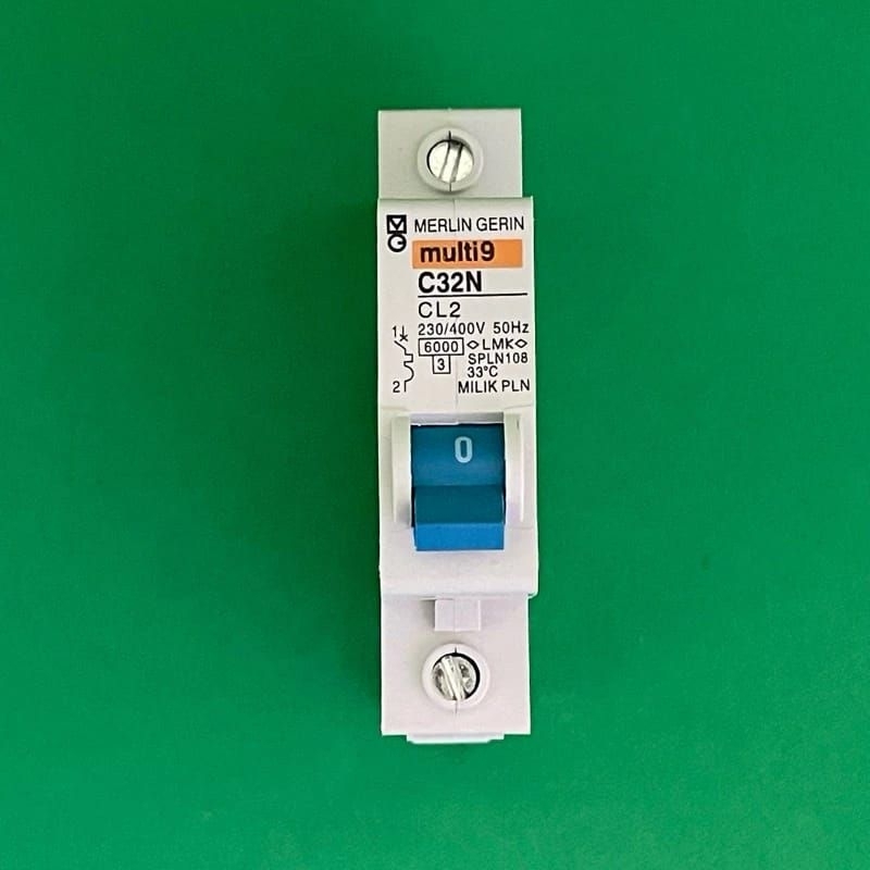 Jual MCB Merlin Gerin Biru 2A 4A 6A 8A 10A MG Multi9 2 4 6 8 10 | Shopee Indonesia