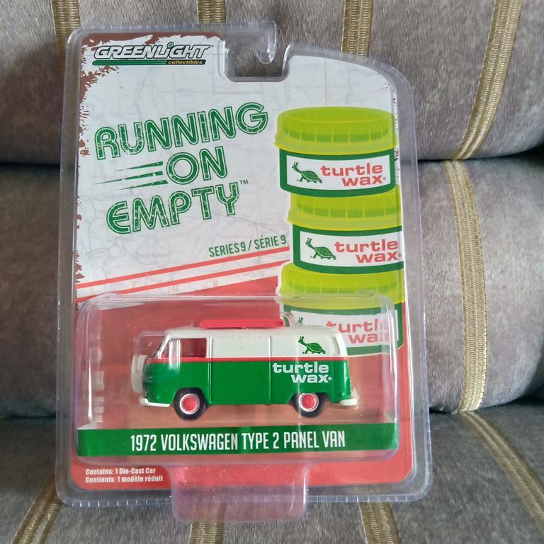 Jual GREENLIGHT 1972 VOLKSWAGEN TYPE 2 PANEL VAN RUNNING ON EMPTY ...