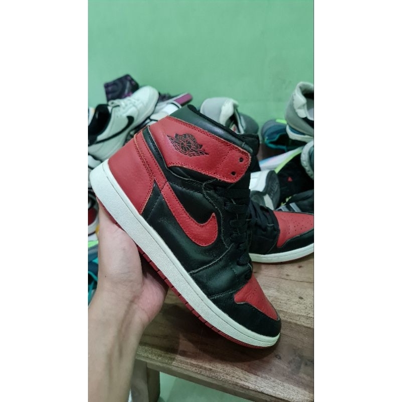 Jual Air Jordan Banned | Shopee Indonesia