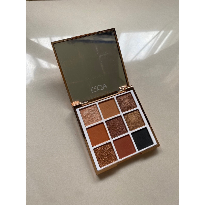Jual ESQA Goddess Eyeshadow Palette - Bronze (preloved) | Shopee Indonesia
