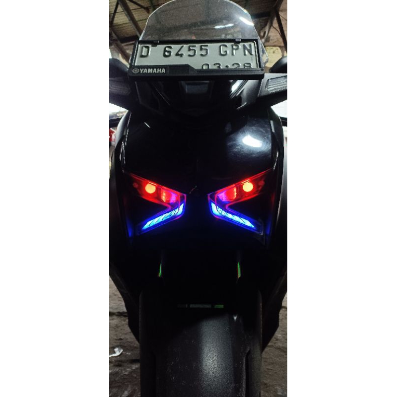 Jual LAMPU YAMAHA XMAX NEW CONNECTED CUSTOM UPGRADE TERANG XMAX NEW ...