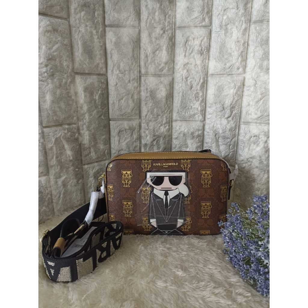 Jual 1801-175 KL CAMERA BAG BROWN GOLD SIGNATURE | Shopee Indonesia