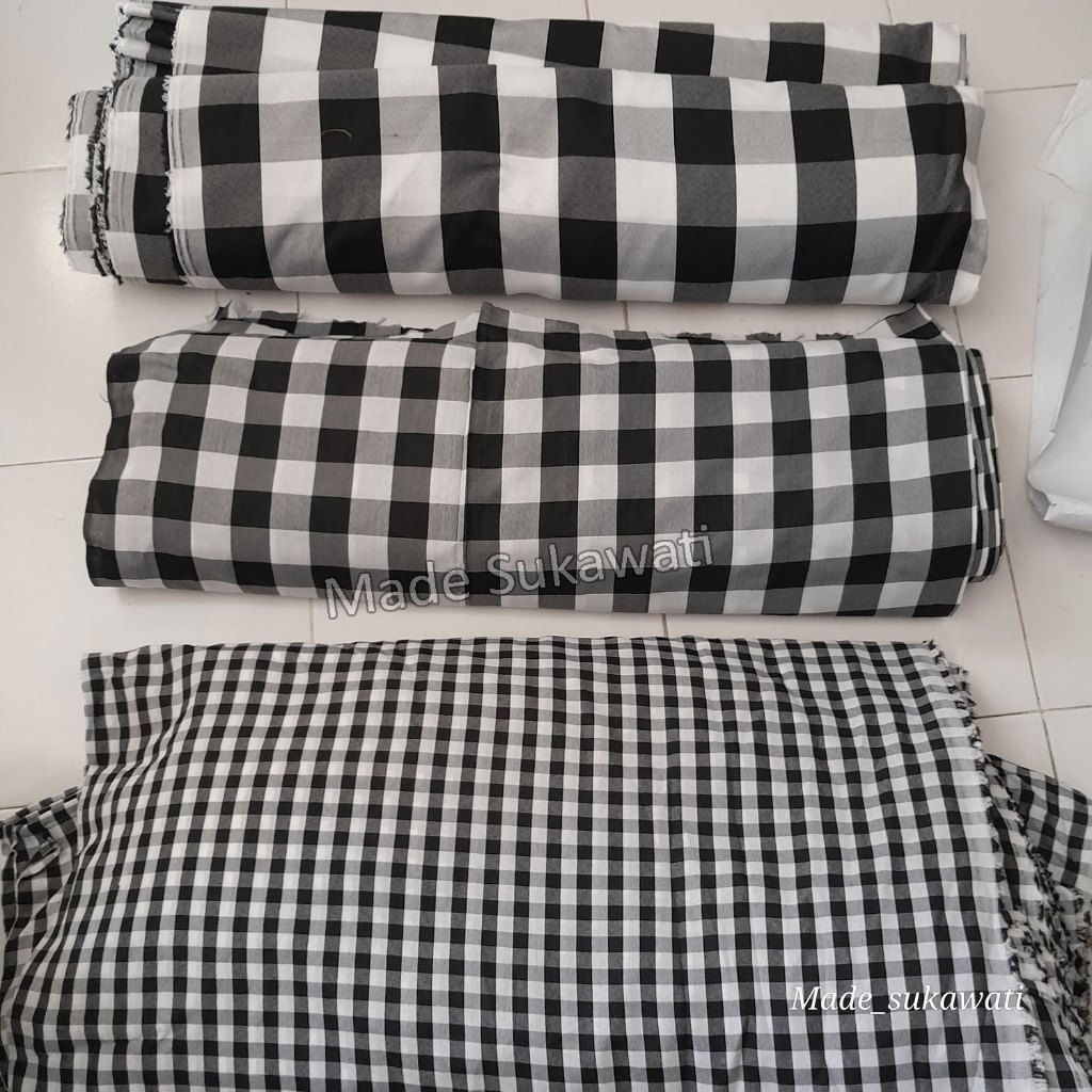 Jual 1 roll 60 yard kain poleng kotak catur panjang 54 meter lebar ...