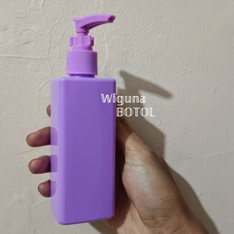 Jual Botol Pump 250ml Kotak Ungu / Botol Pet 250ml Kotak Tutup Pump Clip Ungu | Shopee Indonesia