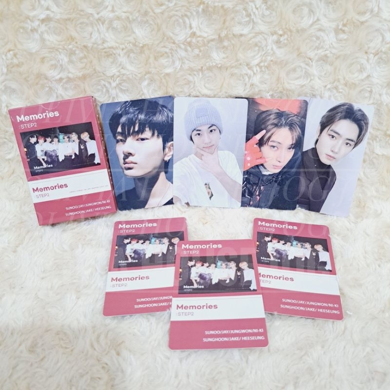 Jual Photocard Enha Memories 55 pcs Merah Putih Lomo Card Enha Merah ...