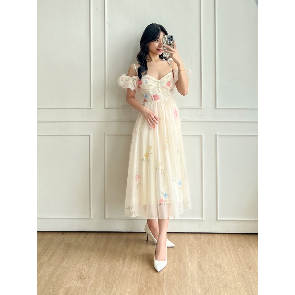 Jual DOLLA - Zenith Dress Floral Sabrina Vintage | Shopee Indonesia