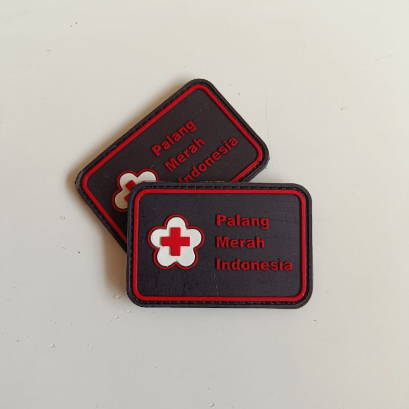 Jual patch rubber logo pmi palang merah indonesia dasar hitam ...