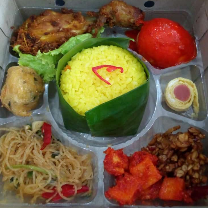 Jual Paket Nasi Kuning Lengkap / Nasi kotak nasi kuning | Shopee Indonesia