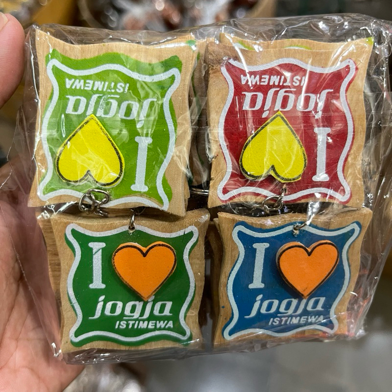 Jual Souvenir Gantungan Kunci Khas Malioboro Jogja Bahan Kayu 1 Kodi (isi 20pcs) | Shopee Indonesia