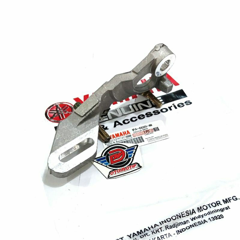 Jual BREKET KALIPER CAKRAM BELAKANG VIXION NEW | Shopee Indonesia