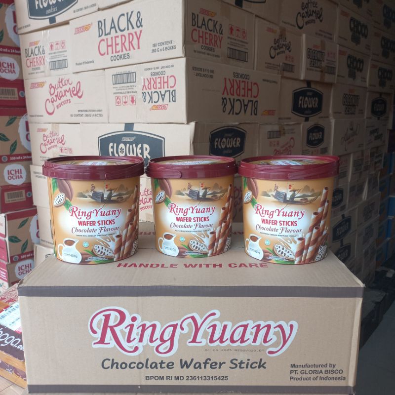 Jual Ring yuany chpcolate wafer stick 400 gram 1 dus isi 6 jar | Shopee ...