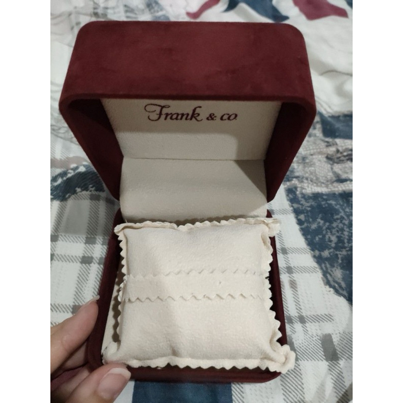 Jual Box Gelang Frank & co Medium | Shopee Indonesia