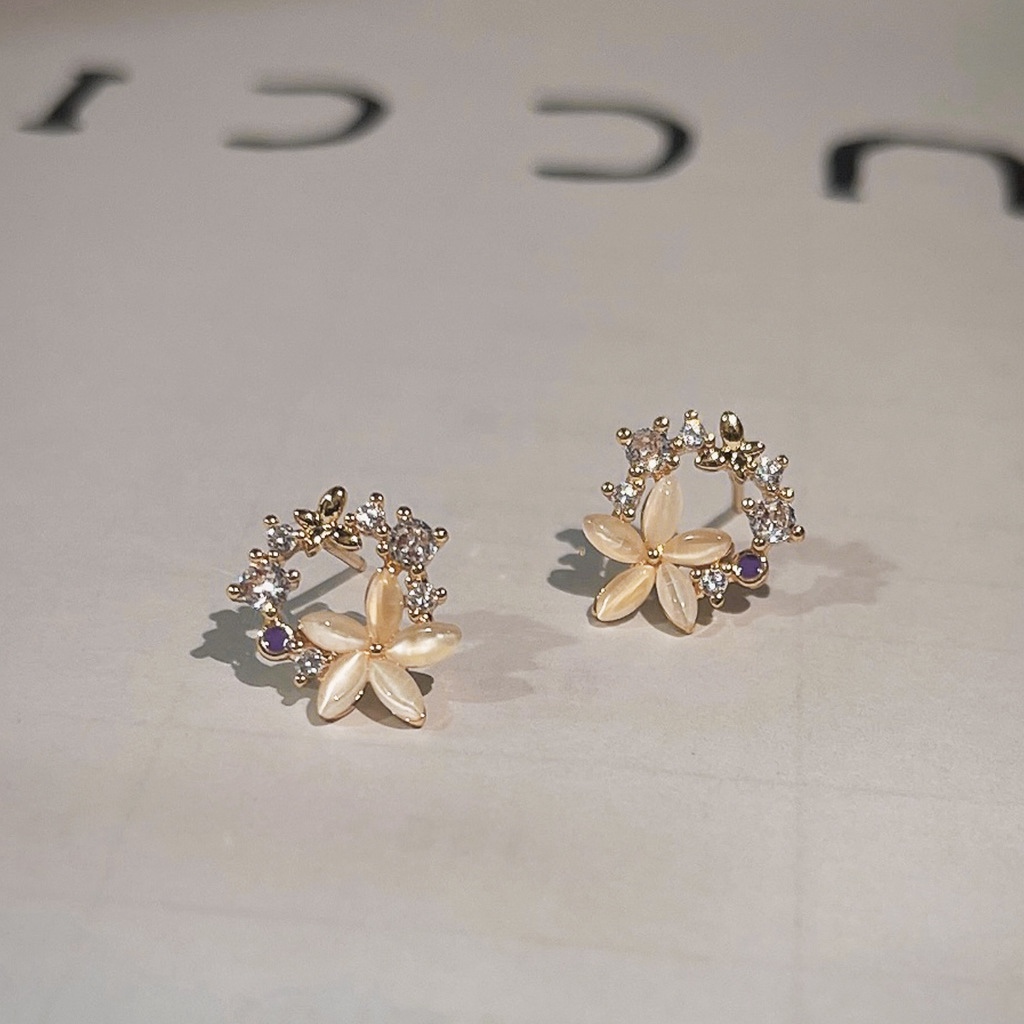 Jual EMLYS.studio - EMINE EARING - Anting 925 Sterling Silver | Shopee ...
