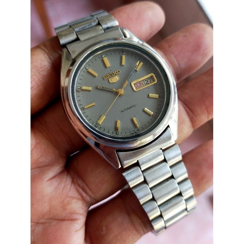 Jual Jam Tangan Seiko 5 Automatic Japan Vintage Cal 7009 Full Original Gray Dial. | Shopee Indonesia