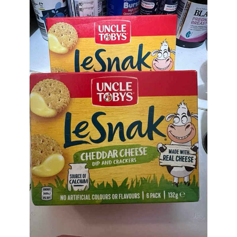 Jual Uncle Tobys Le Snak Cheddar Cheese Dip & Crackers 6 Pack ORIGINAL ...
