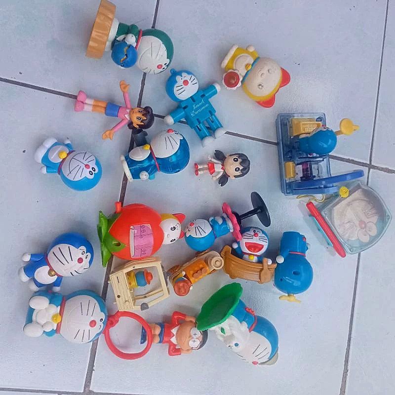 Jual Mainan Happy Meal Mcdonalds Mcd KFC Hokben Burger King CFC Doraemon Preloved Second Murah ...