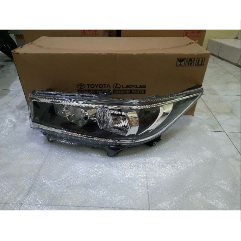 Jual headlamp / lampu depan toyota innova reborn 2016 2017 2018 2019 ...
