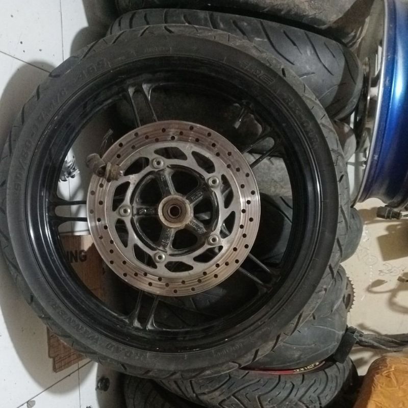 Jual velg depan Yamaha R15 v2 tanpa ban | Shopee Indonesia