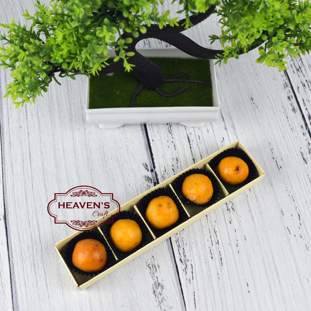Jual Box mika coklat/praline isi 5 | Shopee Indonesia