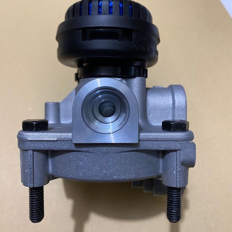 Jual RELAY VALVE KURA KURA CHASSIS HINO 500 ORIGINAL WABCO ASLI 44080 ...