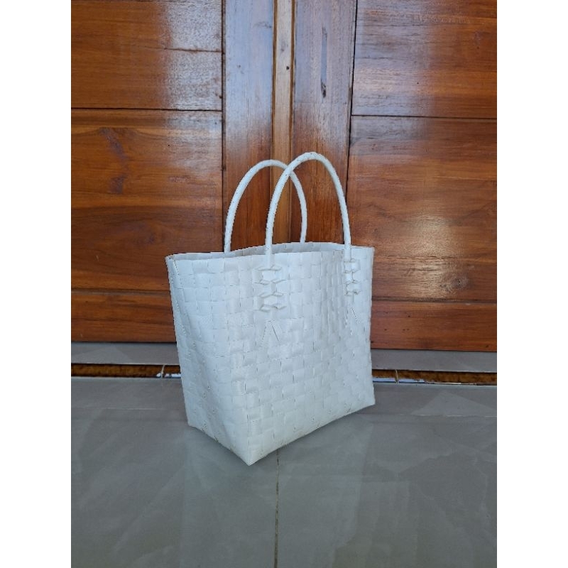 Jual Tas kotak tanggung putih/tas parcel/tas hampers/tas anyaman ...